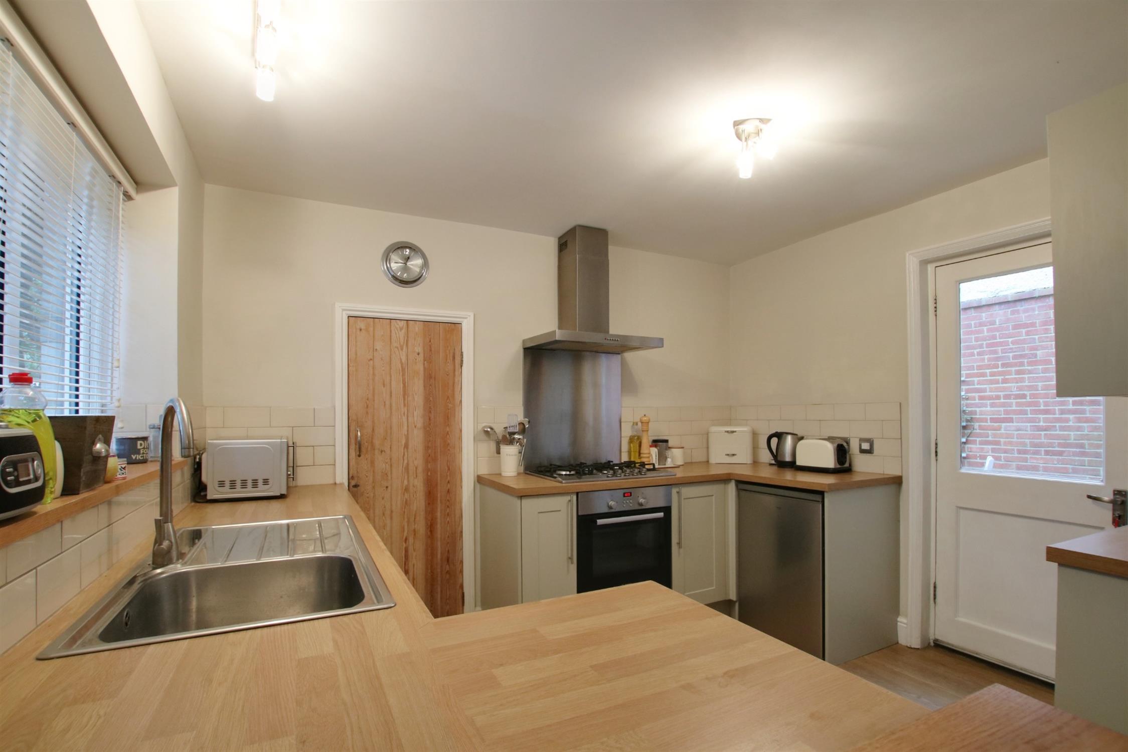 For Sale: Springvale Road, Kings Worthy, 2 Bedroom Property from ...